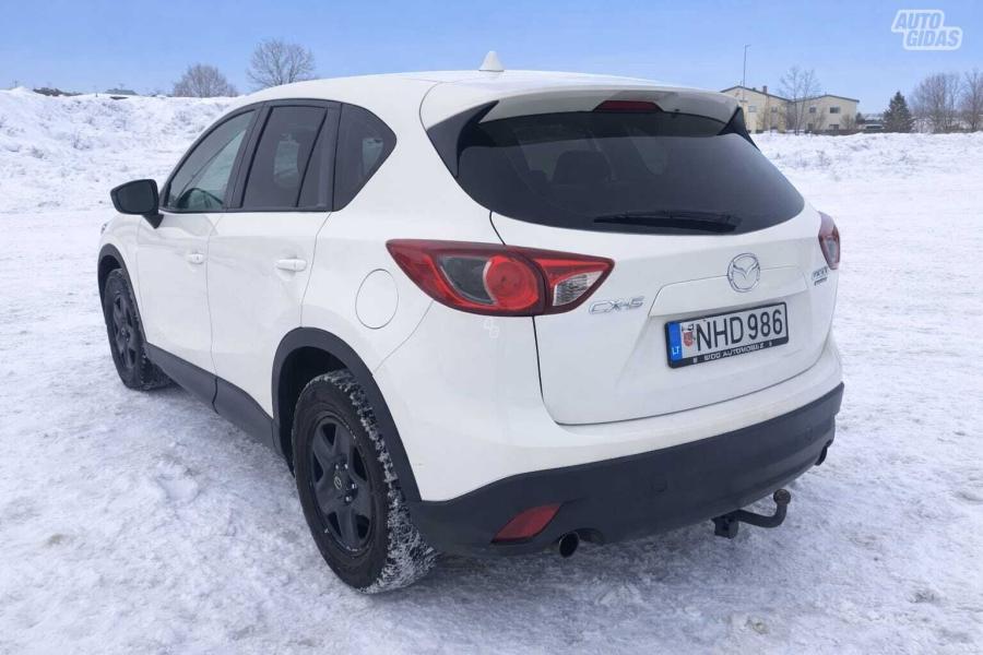 White Mazda CX-5 2013 in Siauliai, with an engine capacity of 2.20 L and mileage of 182 thousand km for 6600 €, photo 6 on AUTOMOTO.COM.LV