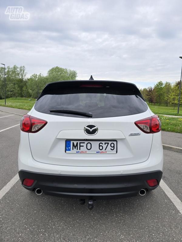 White Mazda CX-5 2013 in Panevezys, with an engine capacity of 2.20 L and mileage of 273 thousand km for 7500 €, photo 6 on AUTOMOTO.COM.LV