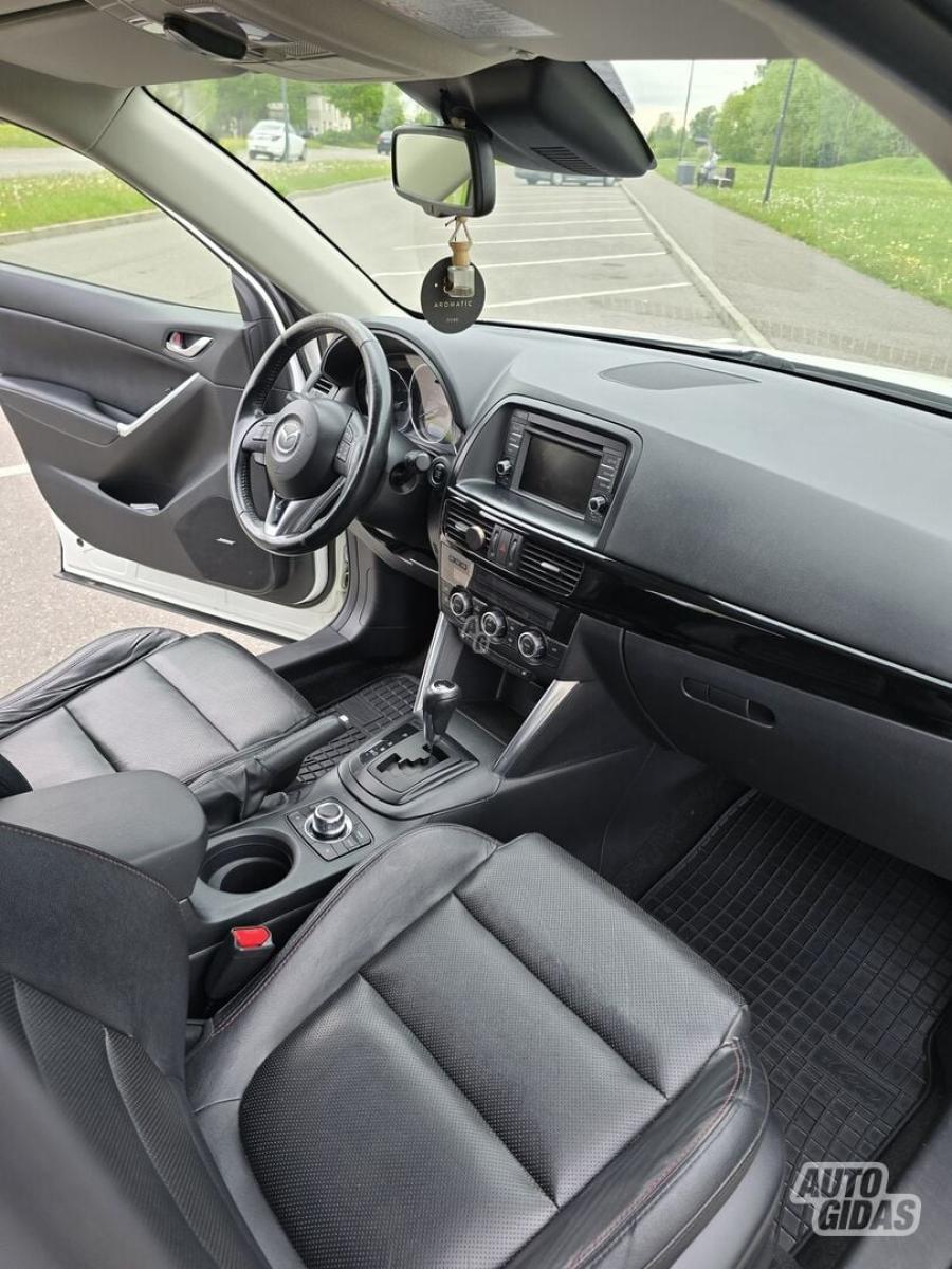 Balts Mazda CX-5 2013 Panevēža, ar dzinēja tilpumu 2.20 L un nobraukumu 273 tūkst. km par 7500 €, foto 13 vietnē AUTOMOTO.COM.LV
