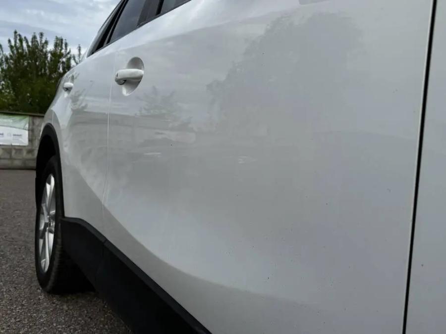 White Mazda CX-5 2013 in Daugavpils, with an engine capacity of 2.20 L and mileage of 200 thousand km for 5500 €, photo 12 on AUTOMOTO.COM.LV