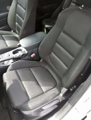 Balts Mazda CX-5 2013 Kauņa, ar dzinēja tilpumu 2.19 L un nobraukumu 270 tūkst. km par 4600 €, foto 21 vietnē AUTOMOTO.COM.LV