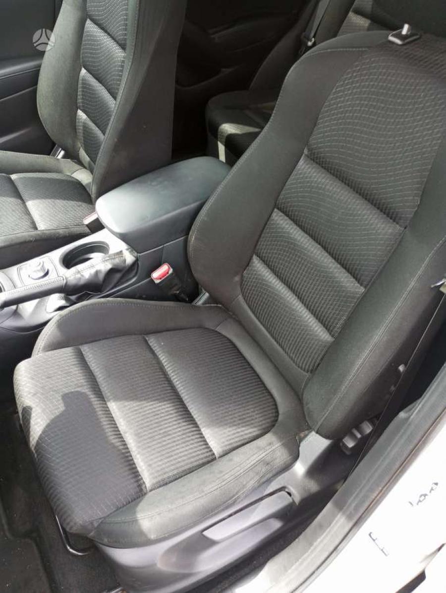 Balts Mazda CX-5 2013 Kauņa, ar dzinēja tilpumu 2.19 L un nobraukumu 270 tūkst. km par 4600 €, foto 21 vietnē AUTOMOTO.COM.LV