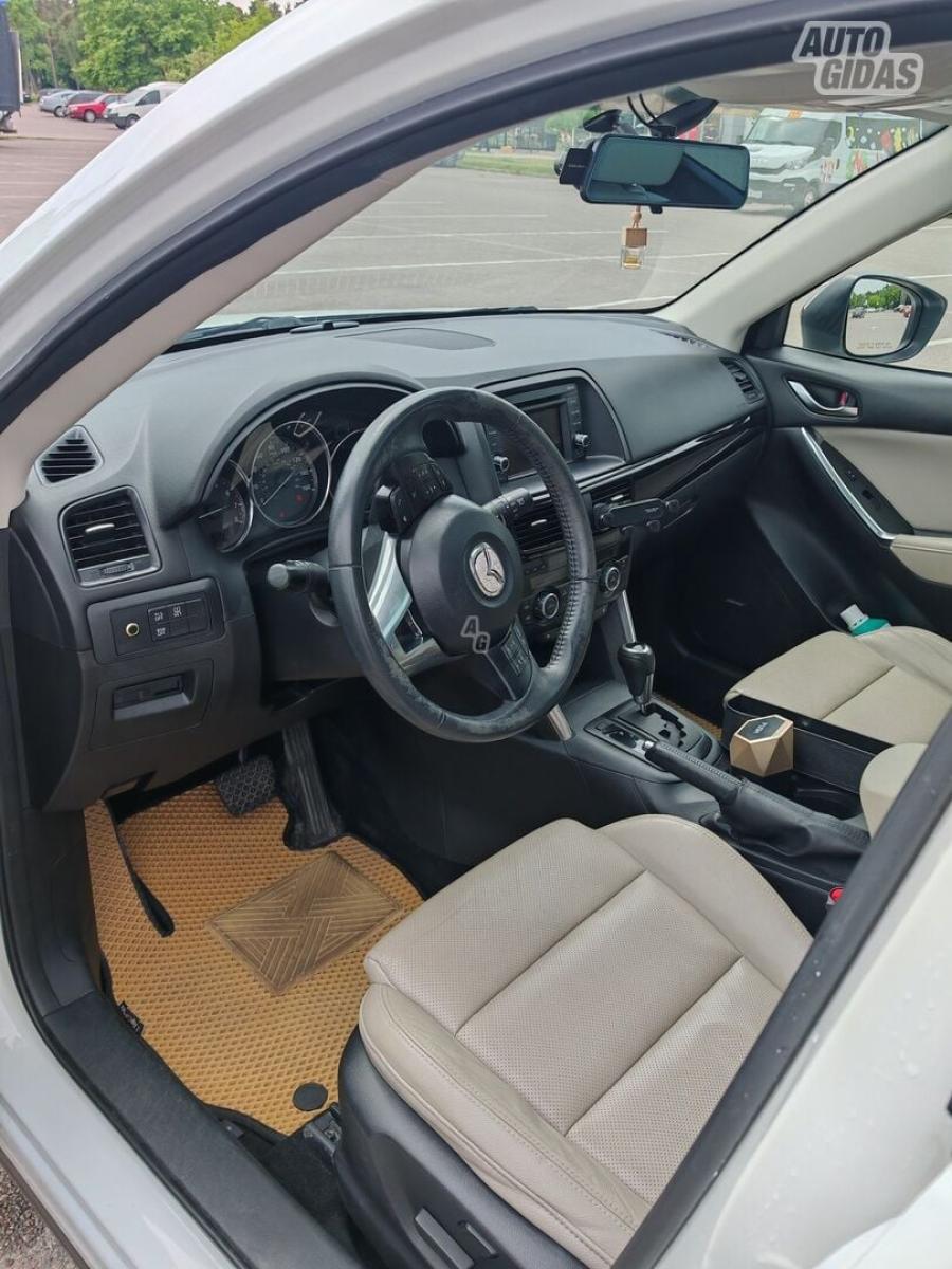 Balts Mazda CX-5 2013 Klaipėda, ar dzinēja tilpumu 2.00 L un nobraukumu 210 tūkst. km par 9500 €, foto 9 vietnē AUTOMOTO.COM.LV