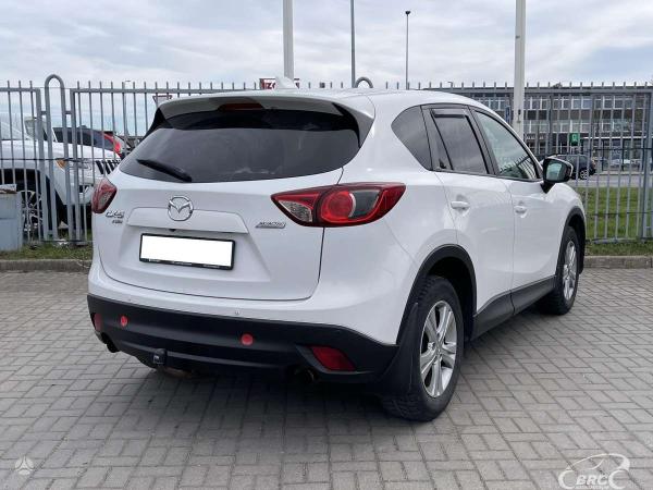 White Mazda CX-5 2013 in Klaipeda, with an engine capacity of 2.19 L and mileage of 224 thousand km for 5900 €, photo 3 on AUTOMOTO.COM.LV
