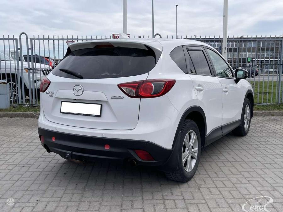 White Mazda CX-5 2013 in Klaipeda, with an engine capacity of 2.19 L and mileage of 224 thousand km for 5900 €, photo 4 on AUTOMOTO.COM.LV