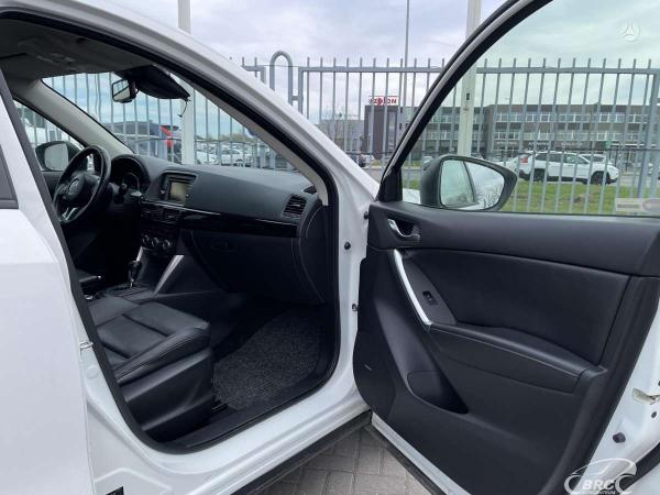 White Mazda CX-5 2013 in Klaipeda, with an engine capacity of 2.19 L and mileage of 224 thousand km for 5900 €, photo 4 on AUTOMOTO.COM.LV