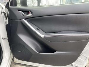 White Mazda CX-5 2013 in Klaipeda, with an engine capacity of 2.19 L and mileage of 224 thousand km for 5900 €, photo 6 on AUTOMOTO.COM.LV