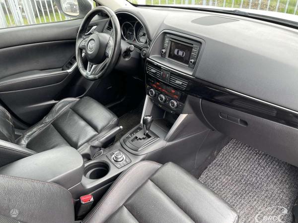 White Mazda CX-5 2013 in Klaipeda, with an engine capacity of 2.19 L and mileage of 224 thousand km for 5900 €, photo 6 on AUTOMOTO.COM.LV