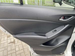 White Mazda CX-5 2013 in Klaipeda, with an engine capacity of 2.19 L and mileage of 224 thousand km for 5900 €, photo 13 on AUTOMOTO.COM.LV