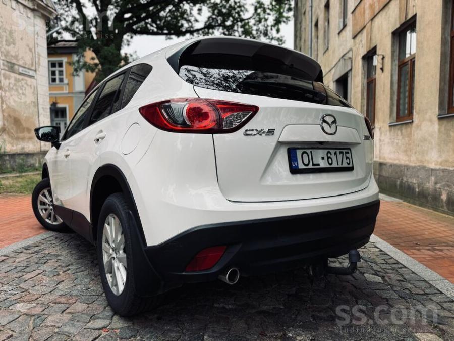 White Mazda CX-5 2013 in Cesis, with an engine capacity of 2.20 L and mileage of 0 thousand km for 6700 €, photo 8 on AUTOMOTO.COM.LV