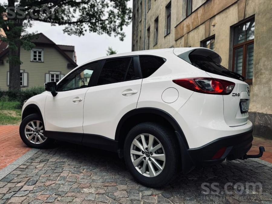 White Mazda CX-5 2013 in Cesis, with an engine capacity of 2.20 L and mileage of 0 thousand km for 6700 €, photo 9 on AUTOMOTO.COM.LV