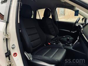 White Mazda CX-5 2013 in Cesis, with an engine capacity of 2.20 L and mileage of 0 thousand km for 6700 €, photo 12 on AUTOMOTO.COM.LV