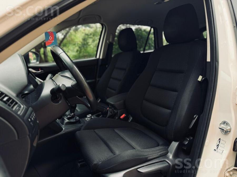 White Mazda CX-5 2013 in Cesis, with an engine capacity of 2.20 L and mileage of 0 thousand km for 6700 €, photo 13 on AUTOMOTO.COM.LV
