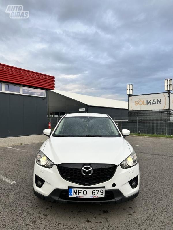 White Mazda CX-5 2013 in Siauliai, with an engine capacity of 2.20 L and mileage of 277 thousand km for 7500 €, photo 3 on AUTOMOTO.COM.LV
