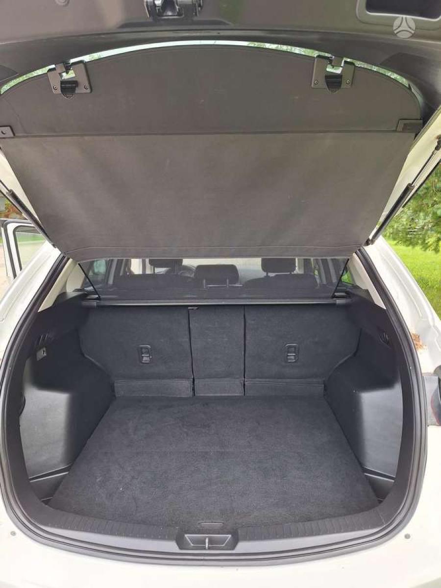 Balts Mazda CX-5 2013 Kelmė, ar dzinēja tilpumu 2.19 L un nobraukumu 249 tūkst. km par 6400 €, foto 8 vietnē AUTOMOTO.COM.LV
