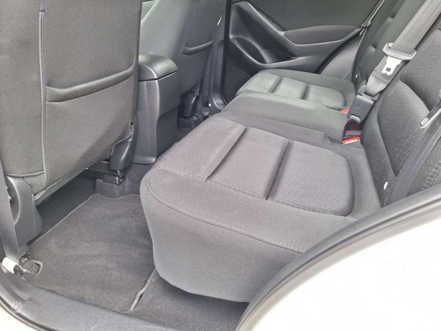 Balts Mazda CX-5 2013 Kelmė, ar dzinēja tilpumu 2.19 L un nobraukumu 249 tūkst. km par 6400 €, foto 9 vietnē AUTOMOTO.COM.LV