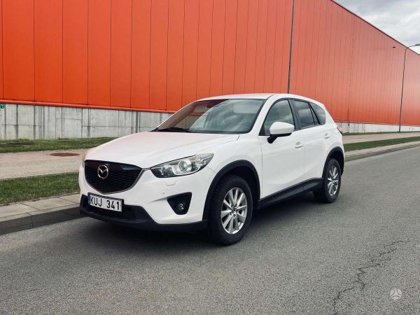 White Mazda CX-5 2013 in Vilnius, with an engine capacity of 2.19 L and mileage of 250 thousand km for 3700 €, photo 1 on AUTOMOTO.COM.LV