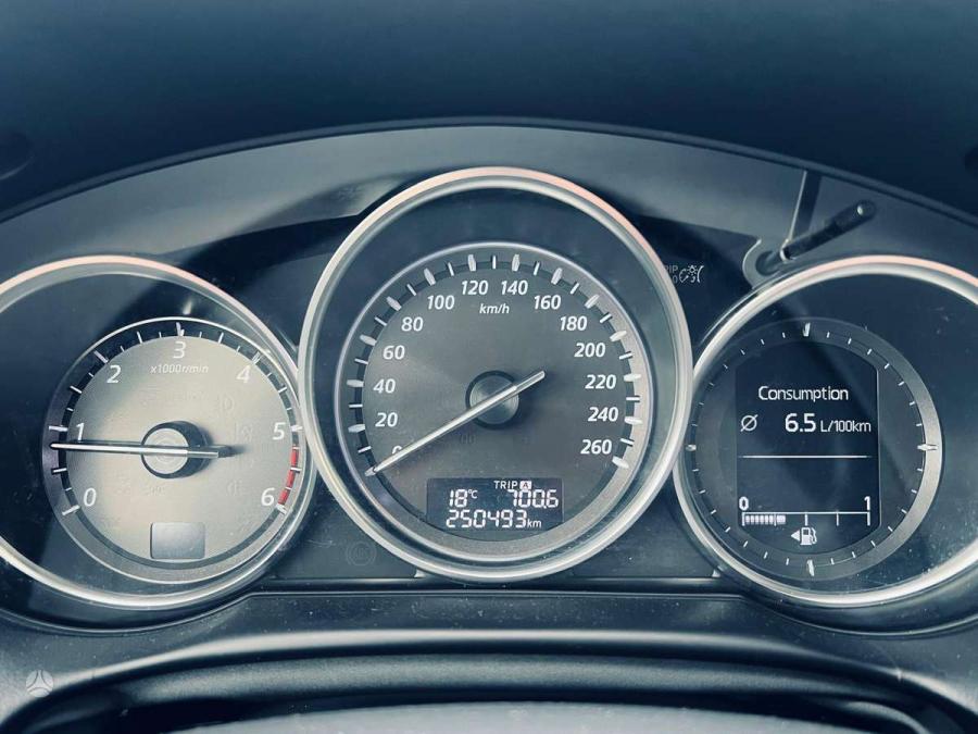 Balts Mazda CX-5 2013 Viļņa, ar dzinēja tilpumu 2.19 L un nobraukumu 250 tūkst. km par 3700 €, foto 10 vietnē AUTOMOTO.COM.LV