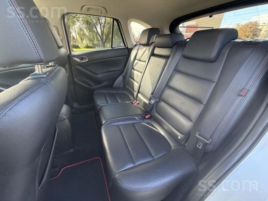 White Mazda CX-5 2013 in Ventspils, with an engine capacity of 2.20 L and mileage of 243 thousand km for 6500 €, photo 14 on AUTOMOTO.COM.LV