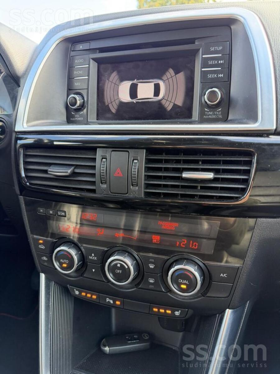 White Mazda CX-5 2013 in Ventspils, with an engine capacity of 2.20 L and mileage of 243 thousand km for 6500 €, photo 22 on AUTOMOTO.COM.LV