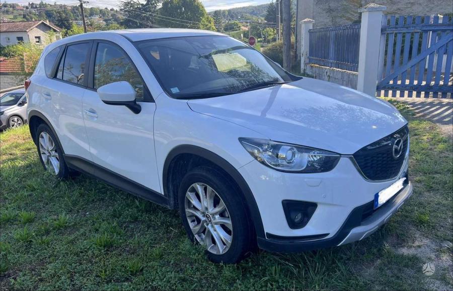 White Mazda CX-5 2013 in Taurage, with an engine capacity of 2.19 L and mileage of 166 thousand km for 4300 €, photo 3 on AUTOMOTO.COM.LV