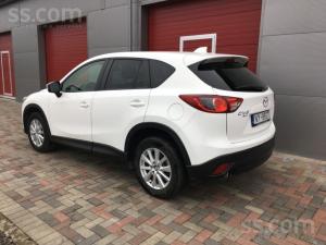 White Mazda CX-5 2014 in Talsi, with an engine capacity of 2.20 L and mileage of 135 thousand km for 8999 €, photo 5 on AUTOMOTO.COM.LV