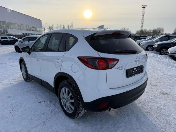 White Mazda CX-5 2014 in Marijampole, with an engine capacity of 2.19 L and mileage of 202 thousand km for 7700 €, photo 3 on AUTOMOTO.COM.LV