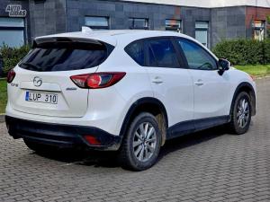 White Mazda CX-5 2014 in Vilnius, with an engine capacity of 2.20 L and mileage of 250 thousand km for 5500 €, photo 3 on AUTOMOTO.COM.LV