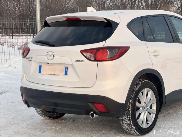 White Mazda CX-5 2014 in Taurage, with an engine capacity of 2.20 L and mileage of 178 thousand km for 6400 €, photo 5 on AUTOMOTO.COM.LV
