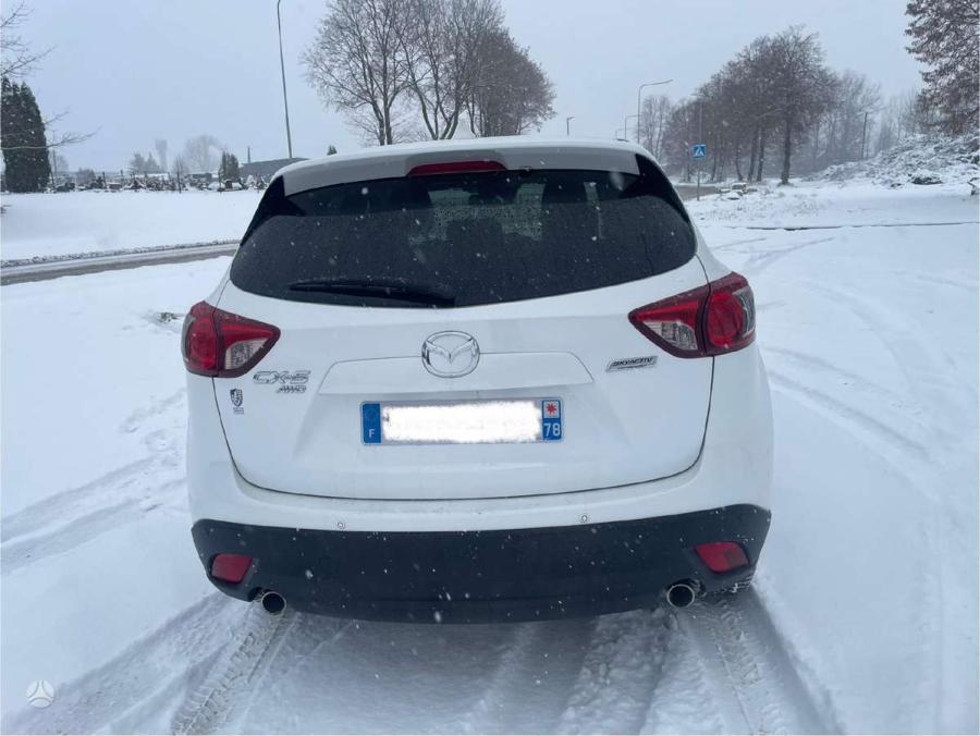 Белый Мазда СХ-5 2014 в Таураге, объемом двигателя 2.19 л и пробегом 174 тыс. км за 5700 €, фото 7 на AUTOMOTO.COM.LV