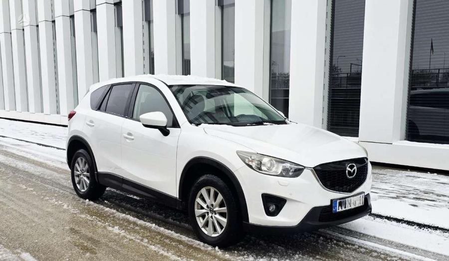 White Mazda CX-5 2014 in Vilnius, with an engine capacity of 2.19 L and mileage of 240 thousand km for 4600 €, photo 1 on AUTOMOTO.COM.LV