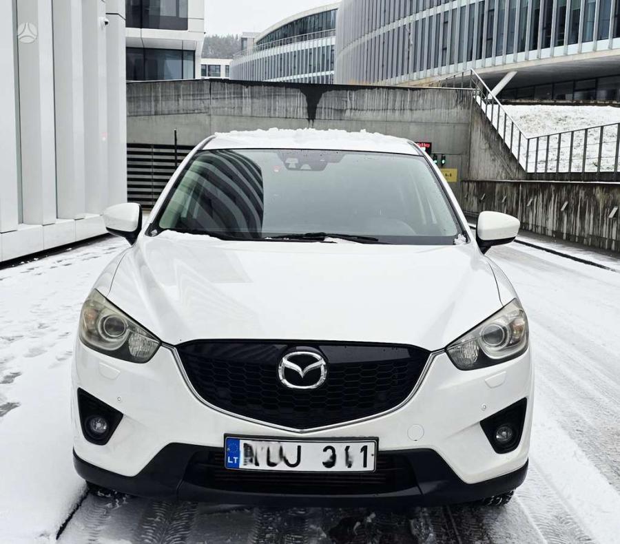 White Mazda CX-5 2014 in Vilnius, with an engine capacity of 2.19 L and mileage of 240 thousand km for 4600 €, photo 2 on AUTOMOTO.COM.LV