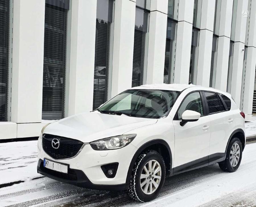 White Mazda CX-5 2014 in Vilnius, with an engine capacity of 2.19 L and mileage of 240 thousand km for 4600 €, photo 3 on AUTOMOTO.COM.LV