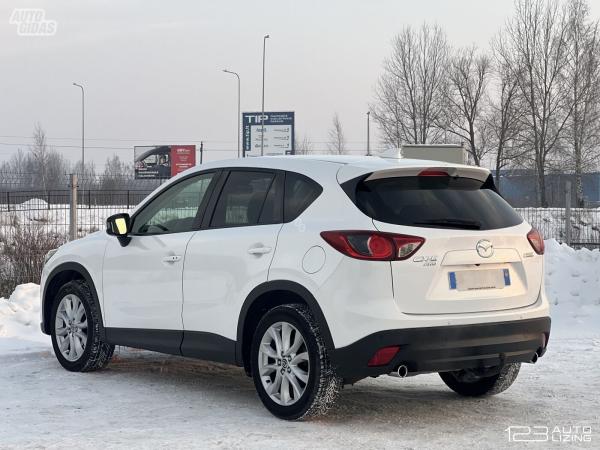 Balts Mazda CX-5 2014 Tauragė, ar dzinēja tilpumu 2.20 L un nobraukumu 178 tūkst. km par 6400 €, foto 7 vietnē AUTOMOTO.COM.LV