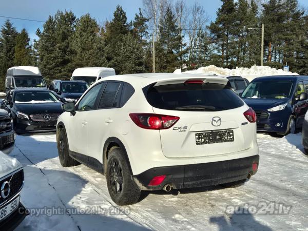White Mazda CX-5 2014 in Tartu, with an engine capacity of 2.20 L and mileage of 165 thousand km for 9790 €, photo 2 on AUTOMOTO.COM.LV