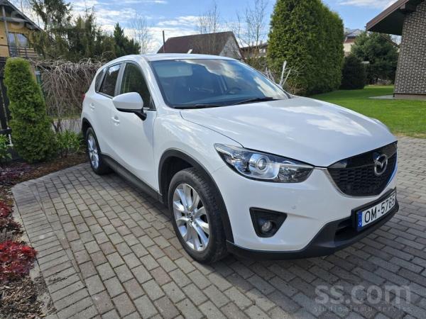 White Mazda CX-5 2014 in Riga, with an engine capacity of 2.20 L and mileage of 205 thousand km for 7950 €, photo 5 on AUTOMOTO.COM.LV