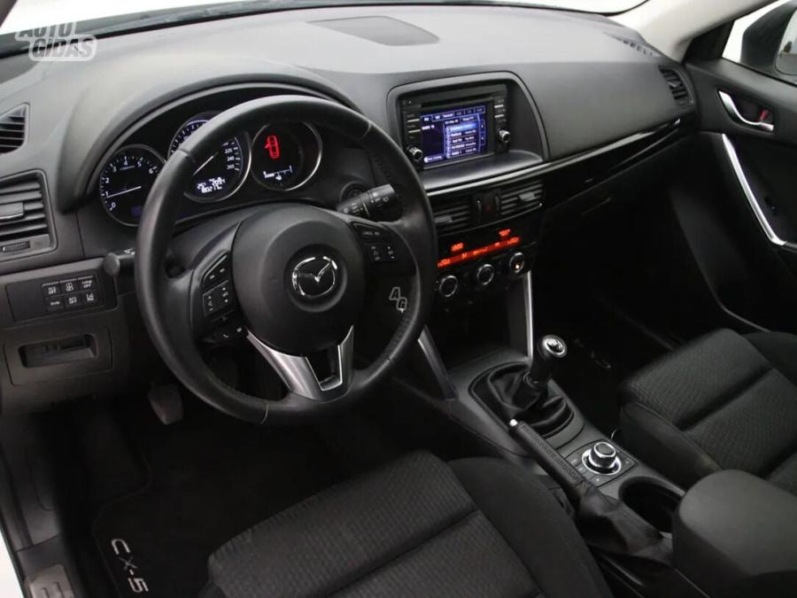 Balts Mazda CX-5 2014 Viļņa, ar dzinēja tilpumu 2.00 L un nobraukumu 180 tūkst. km par 10899 €, foto 17 vietnē AUTOMOTO.COM.LV