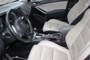 White Mazda CX-5 2014 in Panevezys, with an engine capacity of 2.19 L and mileage of 238 thousand km for 7500 €, photo 6 on AUTOMOTO.COM.LV
