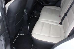White Mazda CX-5 2014 in Panevezys, with an engine capacity of 2.19 L and mileage of 238 thousand km for 7500 €, photo 8 on AUTOMOTO.COM.LV