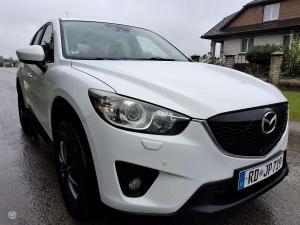 White Mazda CX-5 2014 in Plunge, with an engine capacity of 2.19 L and mileage of 179 thousand km for 6600 €, photo 4 on AUTOMOTO.COM.LV