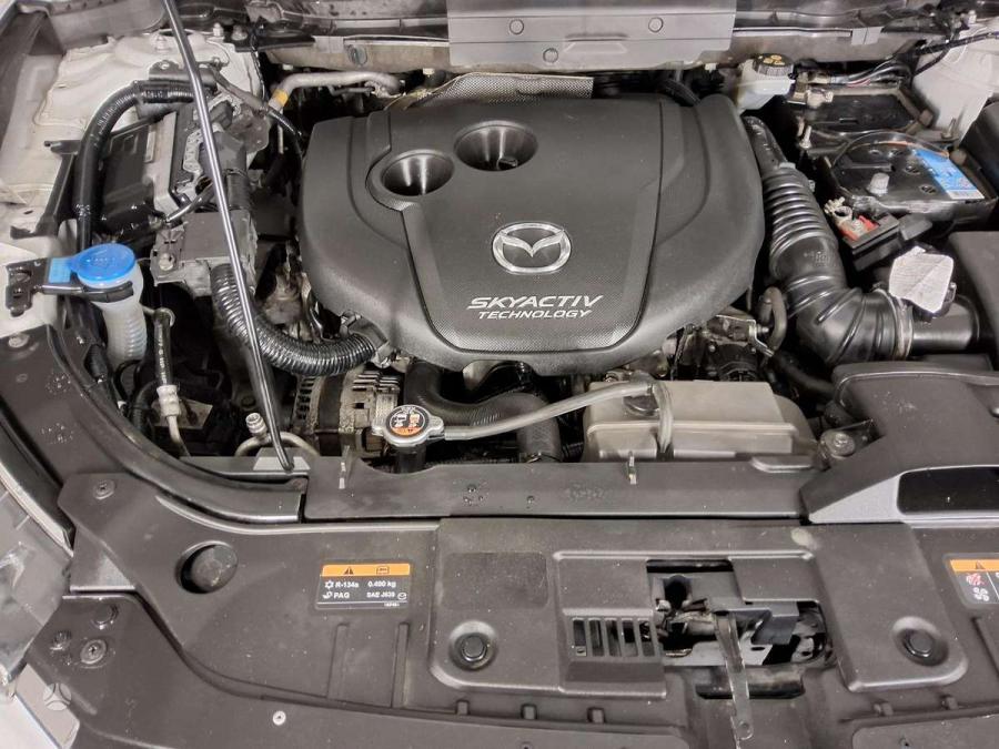 White Mazda CX-5 2014 in Plunge, with an engine capacity of 2.19 L and mileage of 179 thousand km for 6600 €, photo 13 on AUTOMOTO.COM.LV