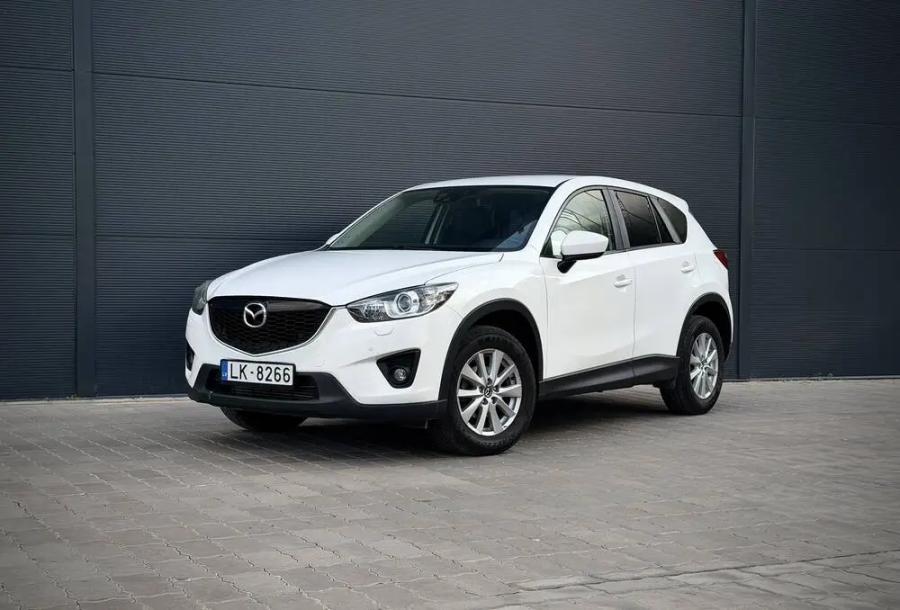 White Mazda CX-5 2014 in Riga, with an engine capacity of 2.20 L and mileage of 296 thousand km for 6495 €, photo 1 on AUTOMOTO.COM.LV
