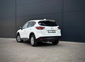 White Mazda CX-5 2014 in Riga, with an engine capacity of 2.20 L and mileage of 296 thousand km for 6495 €, photo 4 on AUTOMOTO.COM.LV