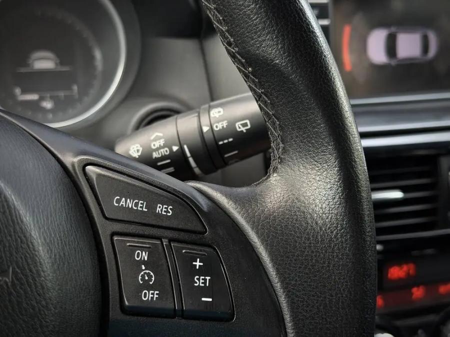 White Mazda CX-5 2014 in Riga, with an engine capacity of 2.20 L and mileage of 296 thousand km for 6495 €, photo 14 on AUTOMOTO.COM.LV
