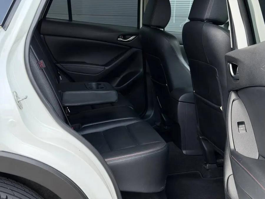 White Mazda CX-5 2014 in Riga, with an engine capacity of 2.20 L and mileage of 296 thousand km for 6495 €, photo 24 on AUTOMOTO.COM.LV
