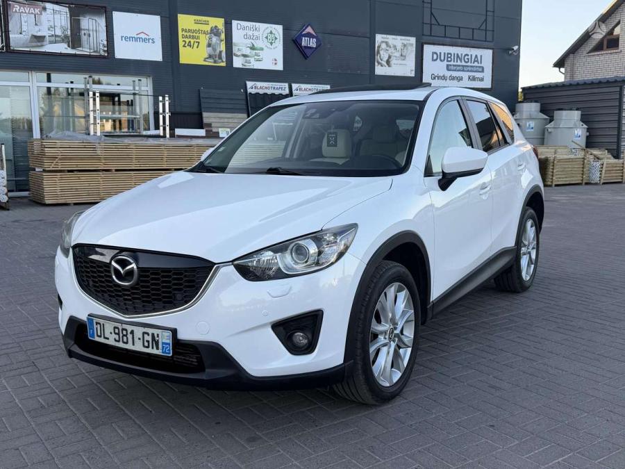White Mazda CX-5 2014 in Taurage, with an engine capacity of 2.19 L and mileage of 250 thousand km for 6700 €, photo 1 on AUTOMOTO.COM.LV