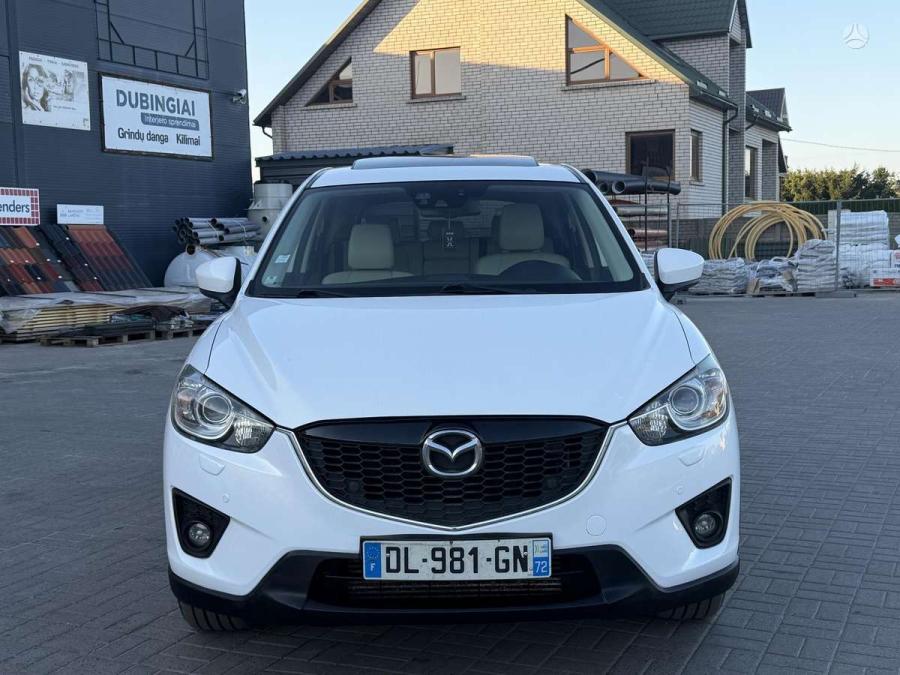 White Mazda CX-5 2014 in Taurage, with an engine capacity of 2.19 L and mileage of 250 thousand km for 6700 €, photo 6 on AUTOMOTO.COM.LV