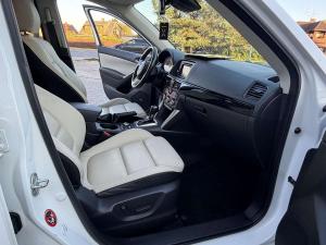 White Mazda CX-5 2014 in Taurage, with an engine capacity of 2.19 L and mileage of 250 thousand km for 6700 €, photo 20 on AUTOMOTO.COM.LV