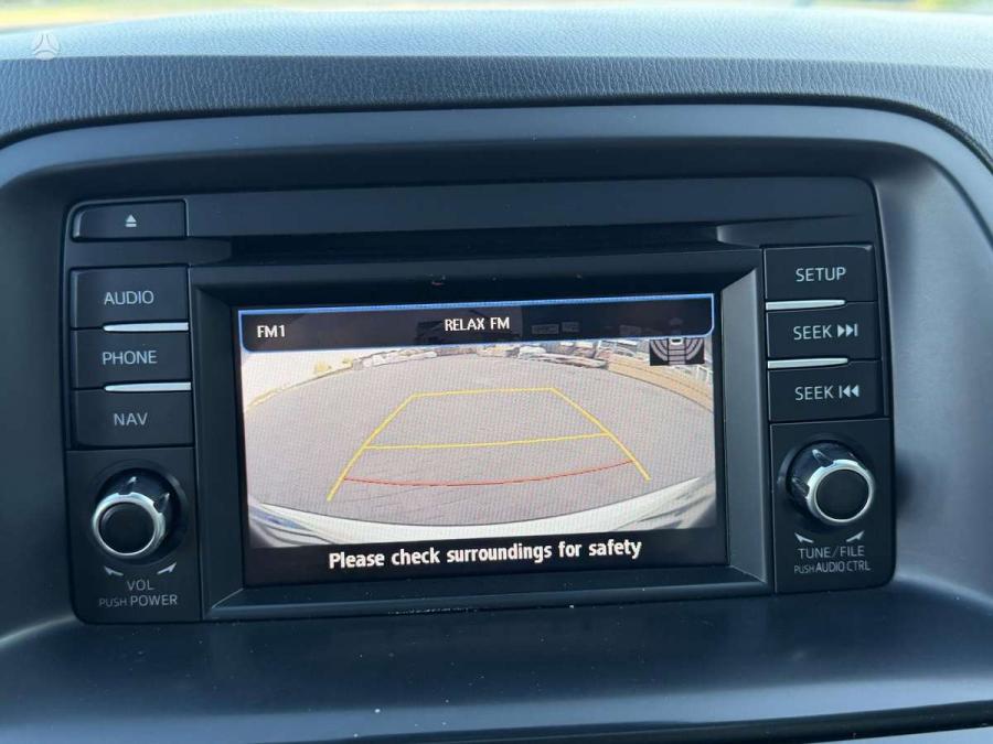 White Mazda CX-5 2014 in Taurage, with an engine capacity of 2.19 L and mileage of 250 thousand km for 6700 €, photo 27 on AUTOMOTO.COM.LV