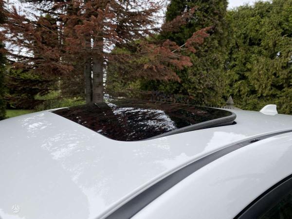 White Mazda CX-5 2014 in Siauliai, with an engine capacity of 2.19 L and mileage of 190 thousand km for 6450 €, photo 9 on AUTOMOTO.COM.LV